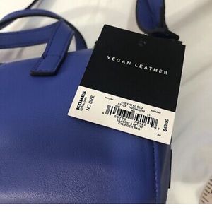 Simply Vera Vera Wang | Bags | Simply Vera Wang Blue Round Cylinder ...